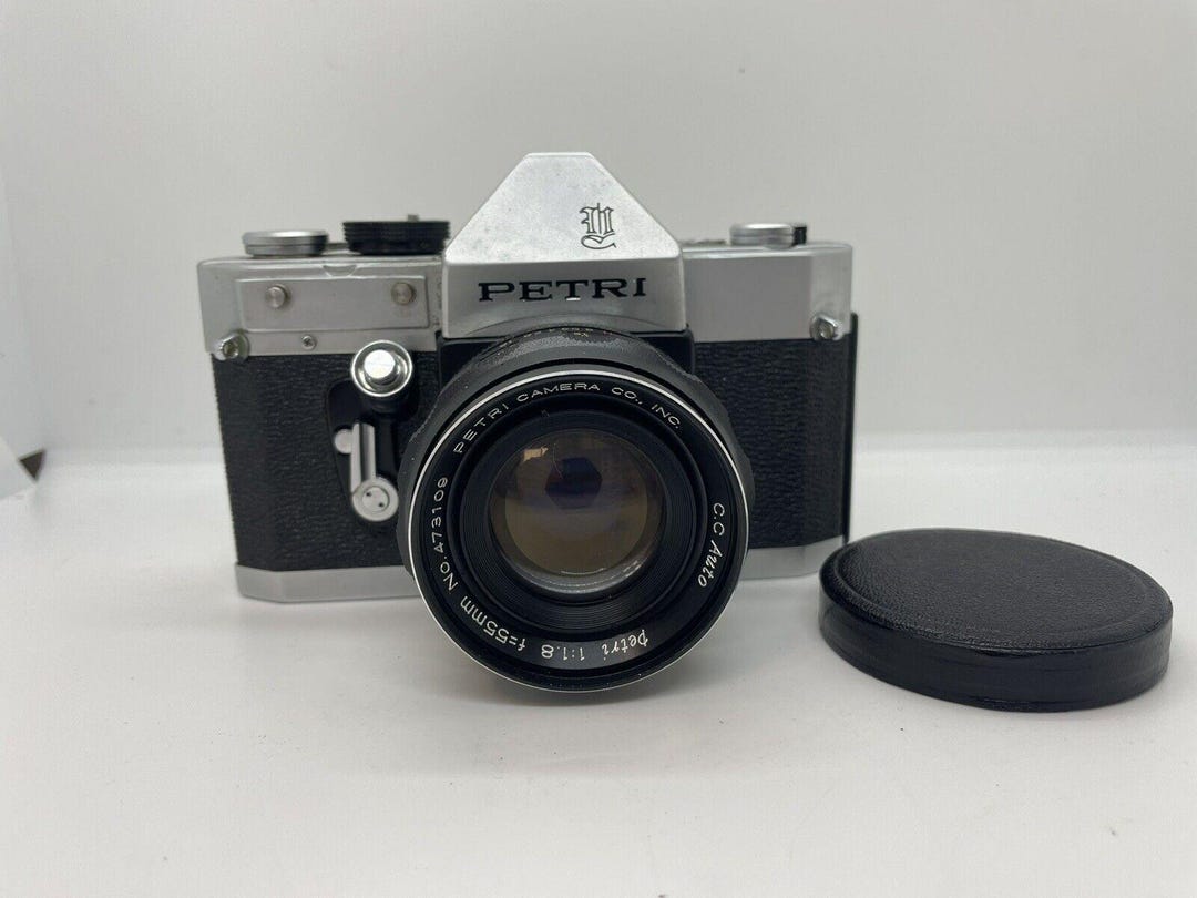 Petri V6 Vintage 35mm SLR Film Camera Made in Japan, 55mm F/1.8 Prime ...