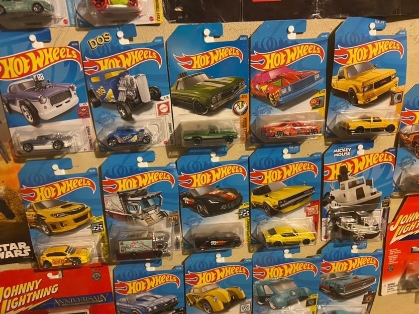 Hot Wheel Wall Mounts 50 Pack - Etsy
