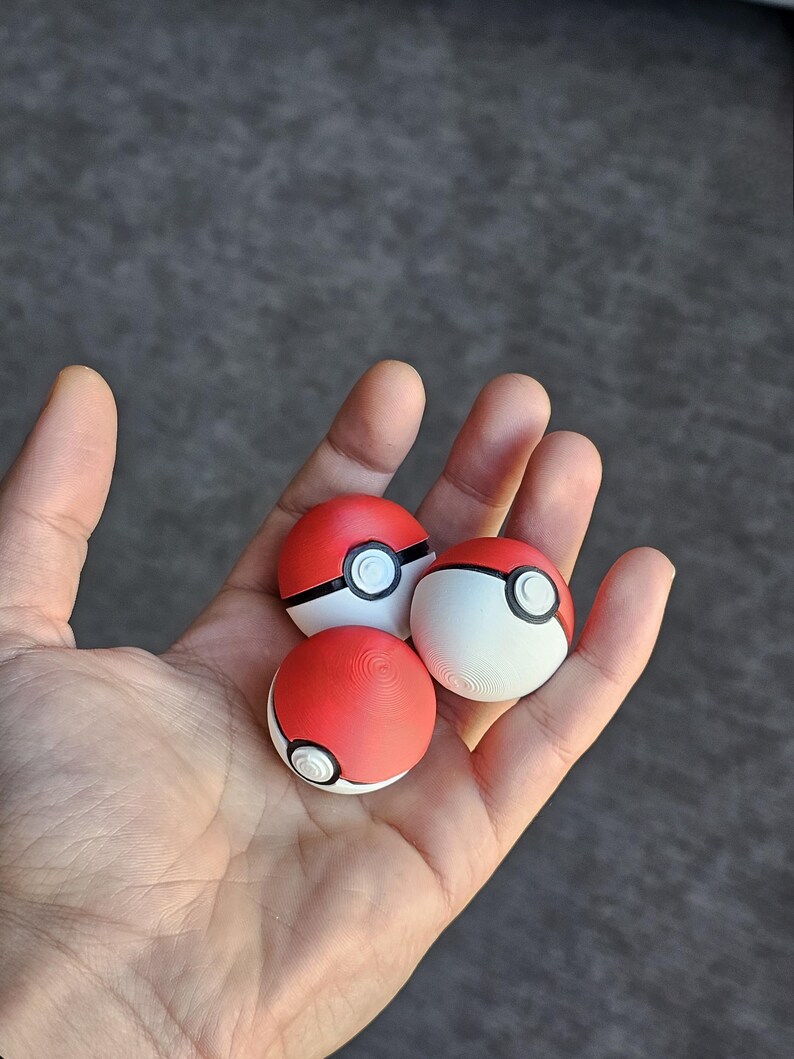 Pokeball Replica Cosplay Prop With Belt Clip - Mini Pokeball Prop ...