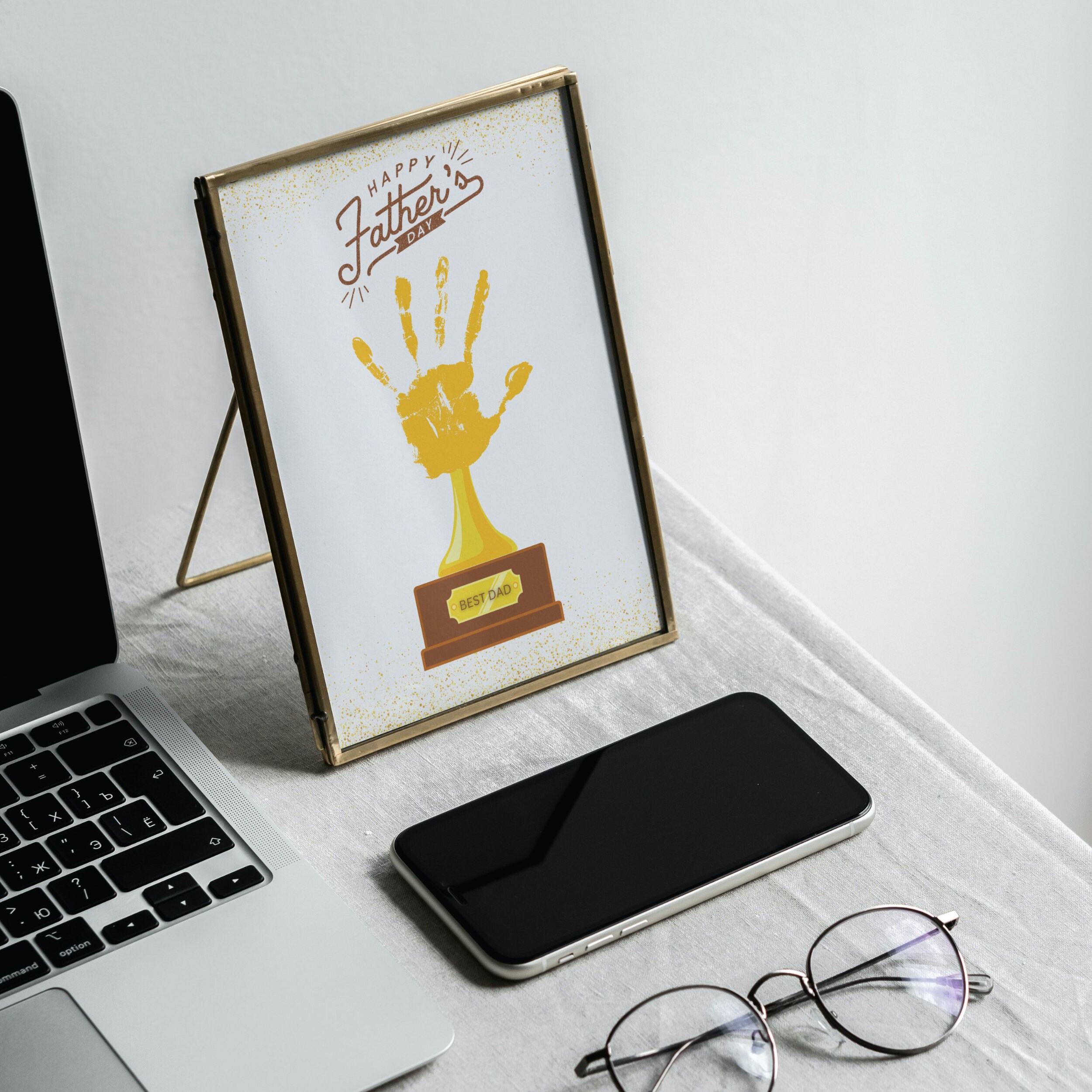 Father's Day Handprint Craft | Father's Day Trophy Handprint | Art for ...