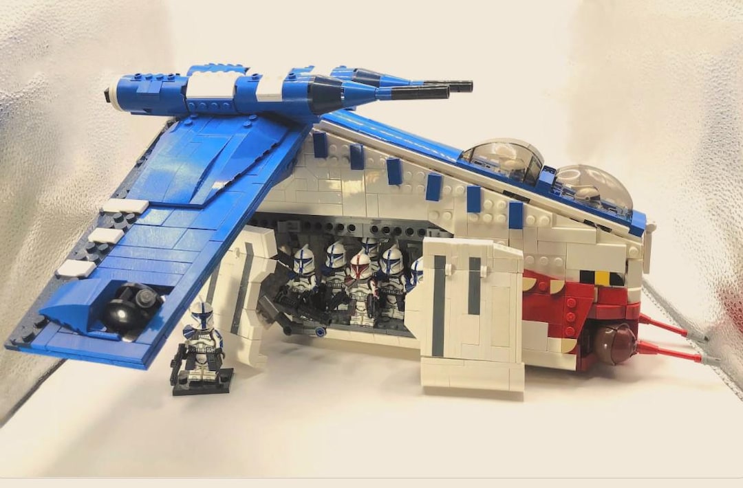 LAAT Muunilinst 10 Gunship Official LEGO - Etsy