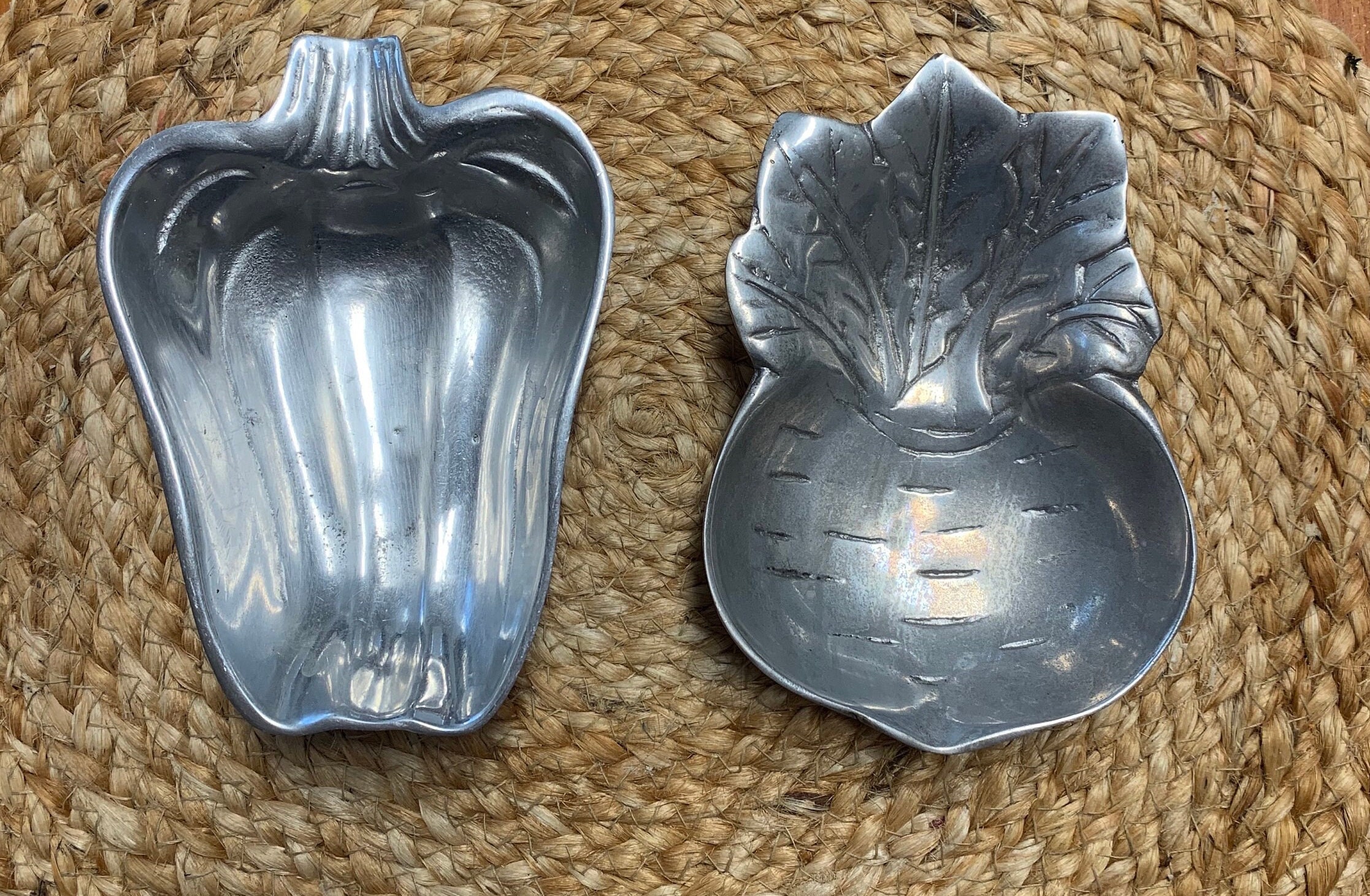 Vintage Heavy Silver Toned Metal Trays Turnip & Bell Pepper,set Great ...