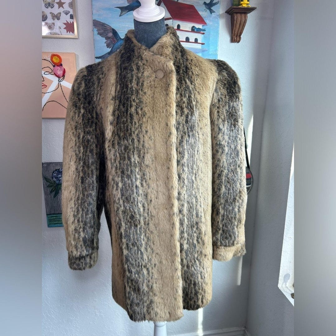 Vintage Faux Fur Coat- High Shoulders- Brown Black Mixture- Red Lining ...