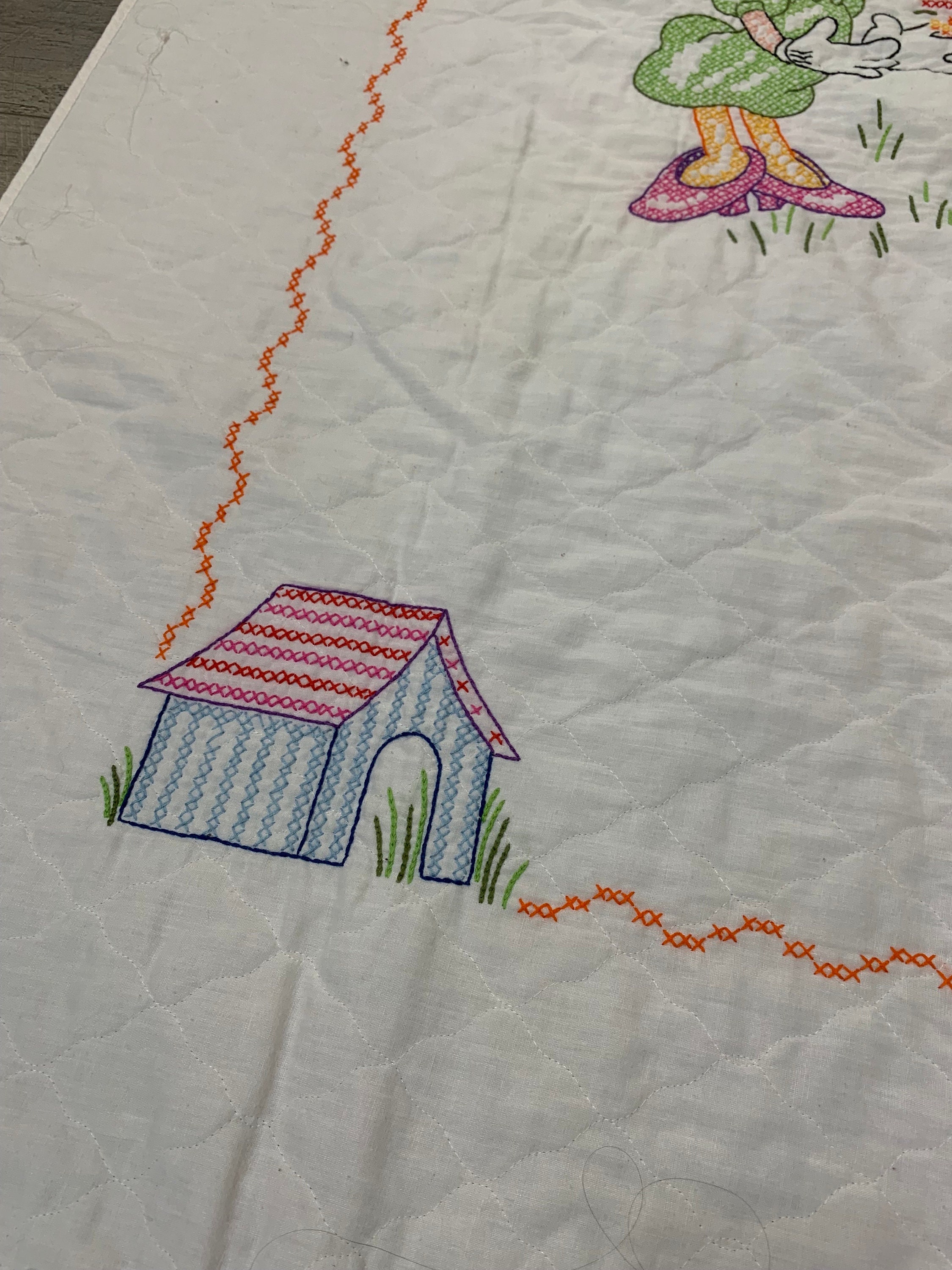 Vintage Disney Retro Micky Cross Stitched Baby Blanket, Handmade, Loose ...