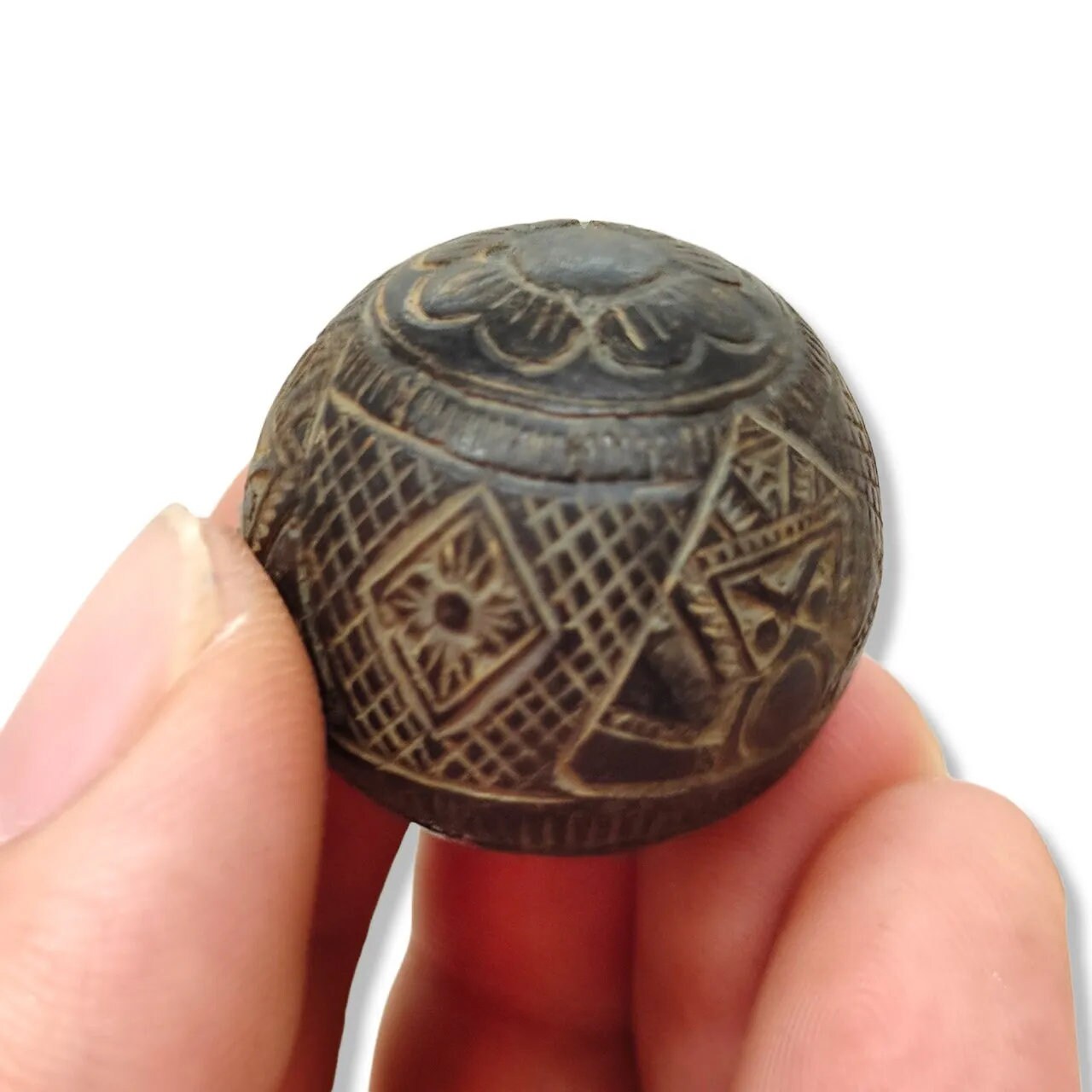 1 Pcs Phra Rahu Kot One-eyed Coconut Shell Hand Craft Image of Rahu Om ...