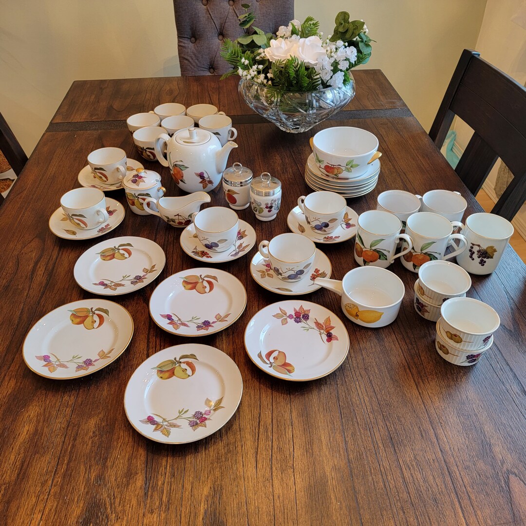 41 Piece Royal Worcester Evesham China Set - Etsy