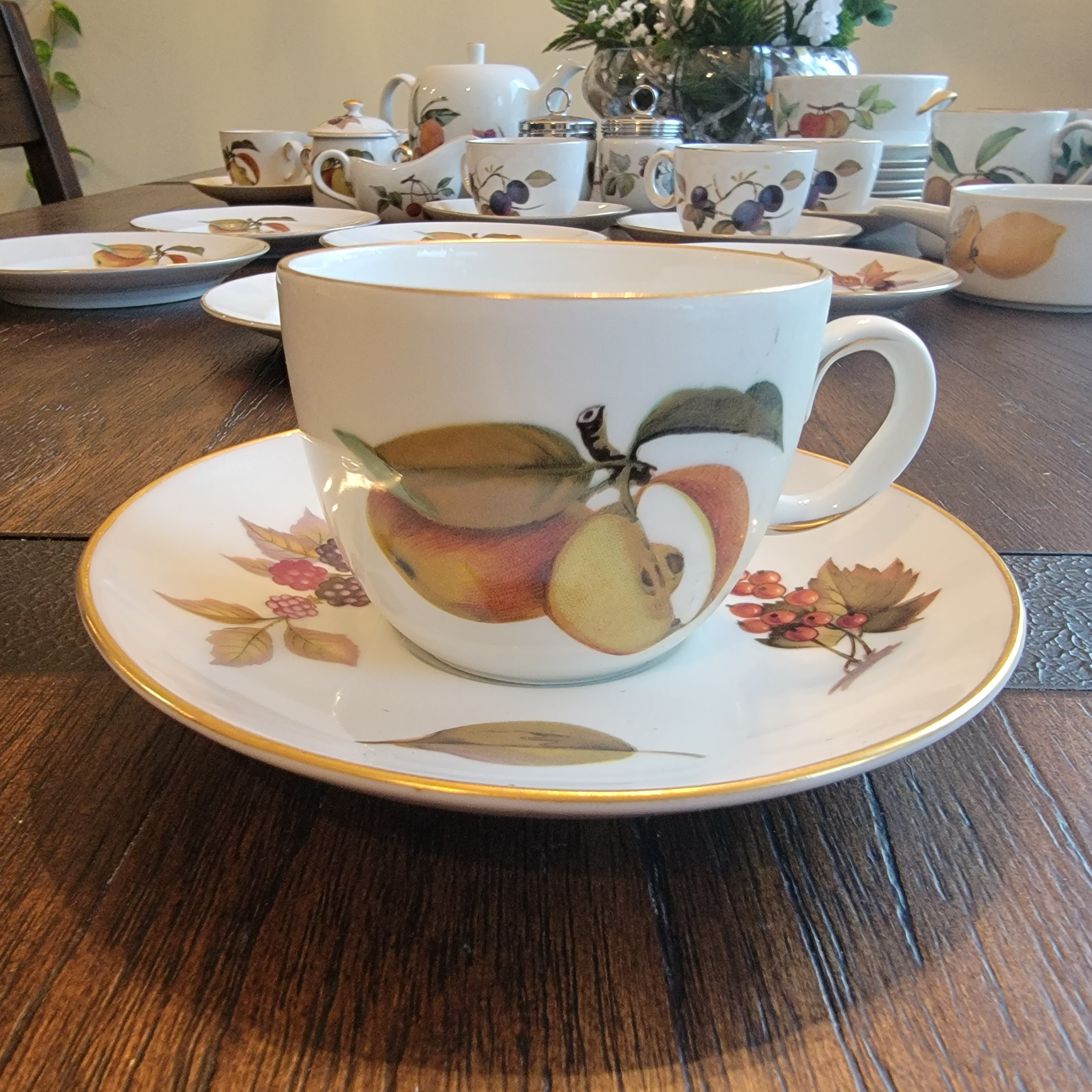 41 Piece Royal Worcester Evesham China Set - Etsy
