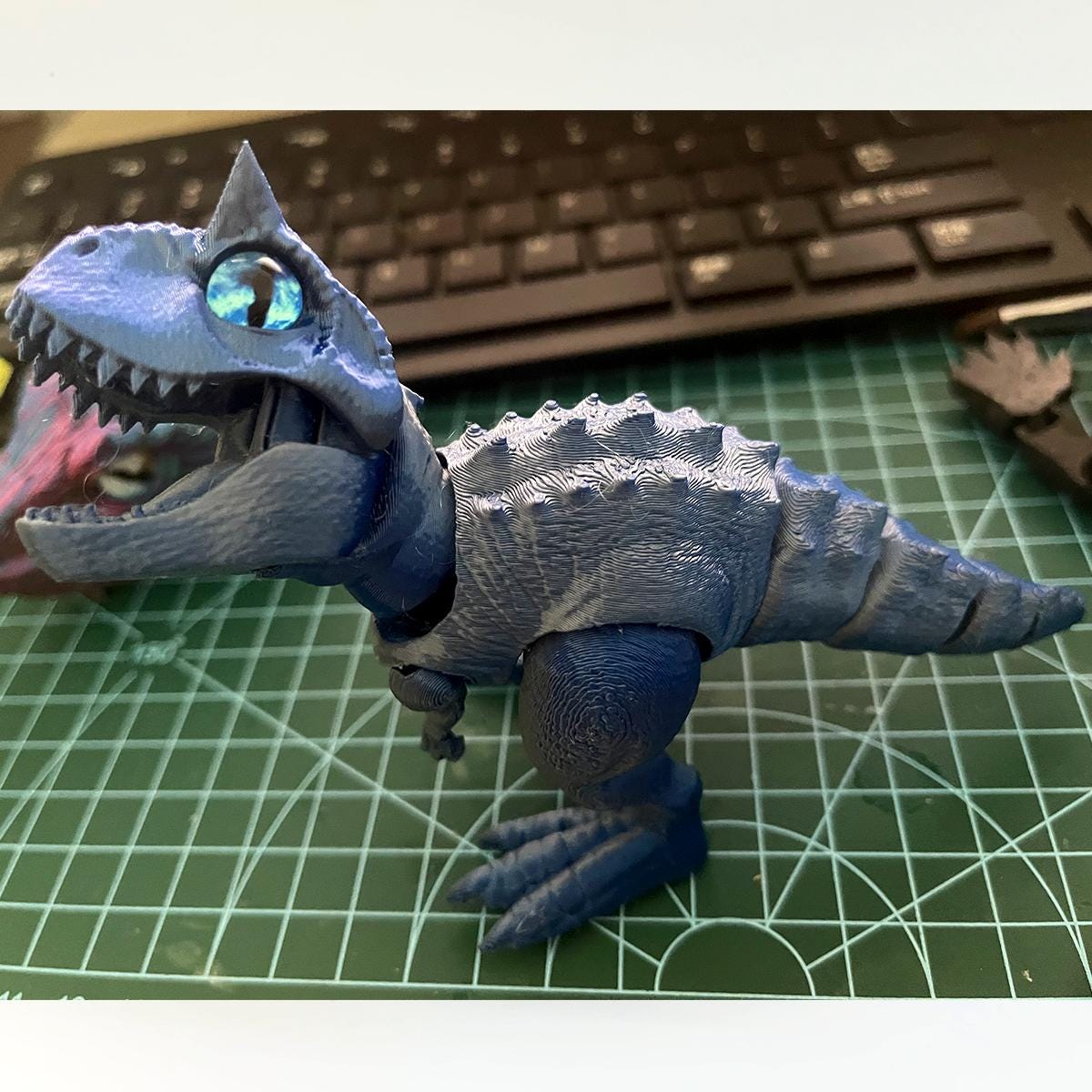 Articulated Carnotaurus/flexi Dinosaur/moving Mouth/articulated Sensory ...