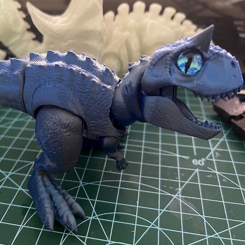 Articulated Carnotaurus/flexi Dinosaur/moving Mouth/articulated Sensory ...