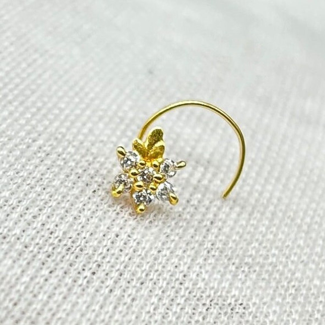 18 Carat Gold Nose Pin / Gold Nose Ring / Gold Wire Nose Ring - Etsy