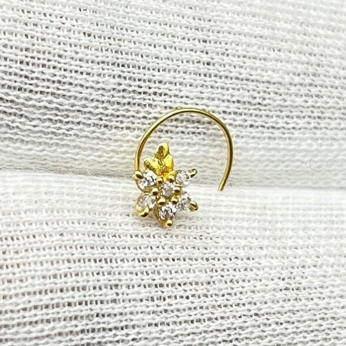 18 Carat Gold Nose Pin / Gold Nose Ring / Gold Wire Nose Ring - Etsy