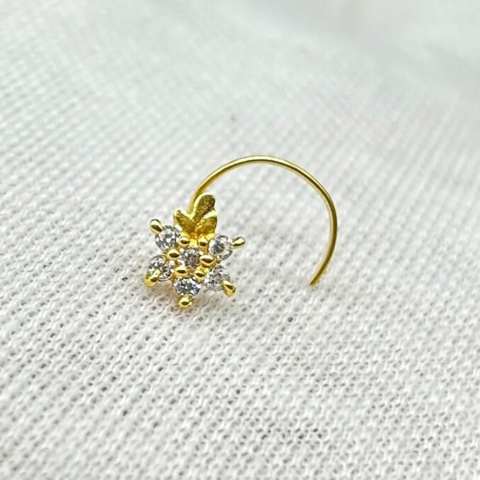 18 Carat Gold Nose Pin / Gold Nose Ring / Gold Wire Nose Ring - Etsy