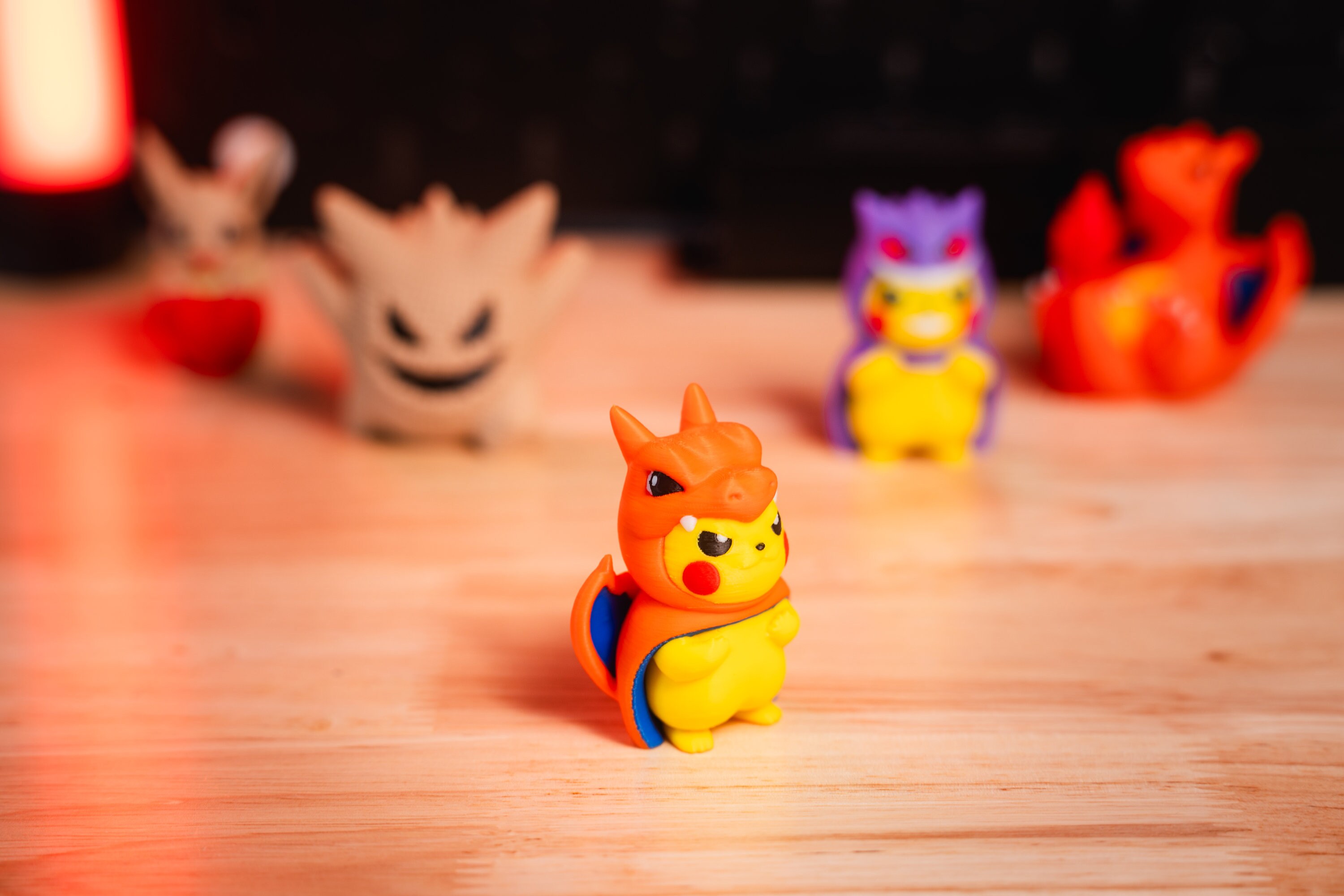 Pikachu Cosplay Charizard Pokemon Miniature Figures, 3D Print Statue ...