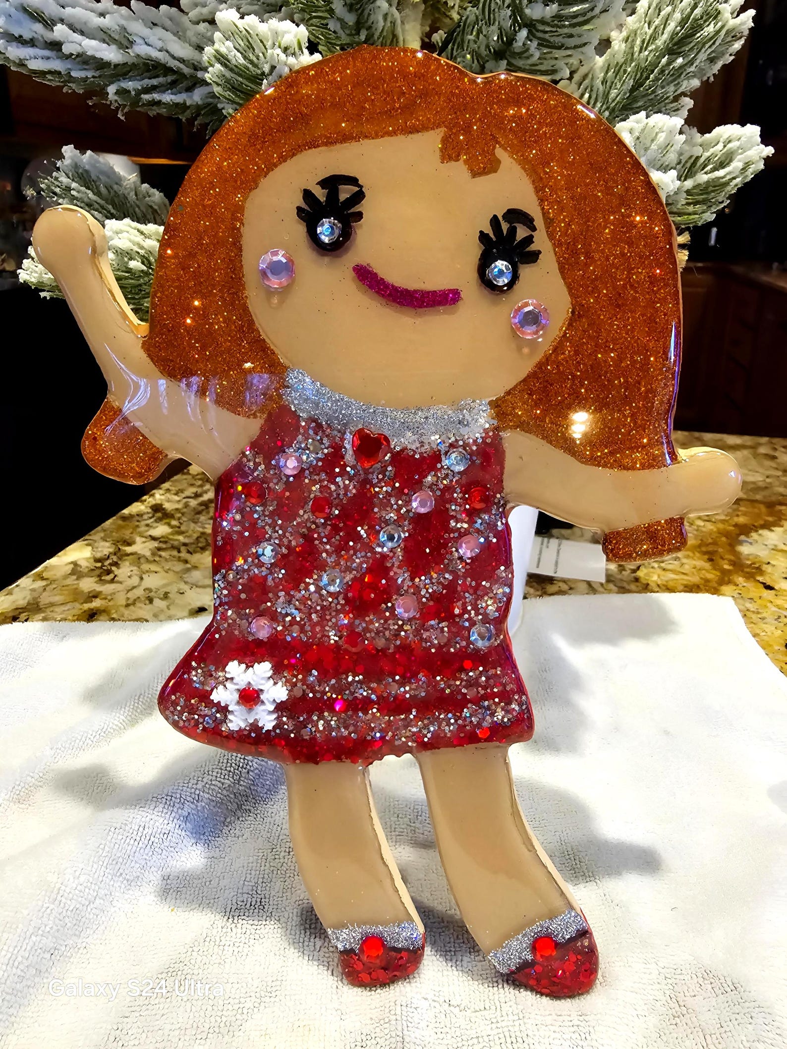 Dolly Misfit Wall Art With Glitters, Rhinestones and Epoxy Resin ...