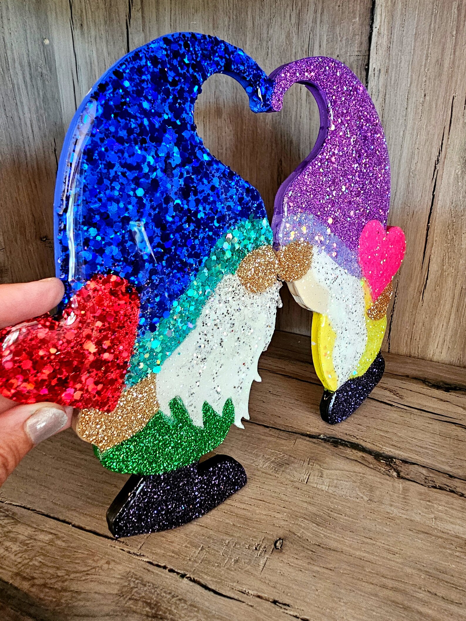 Kissing Knomes Glittery Wall Art With Epoxy Resin Finishing, Knome ...