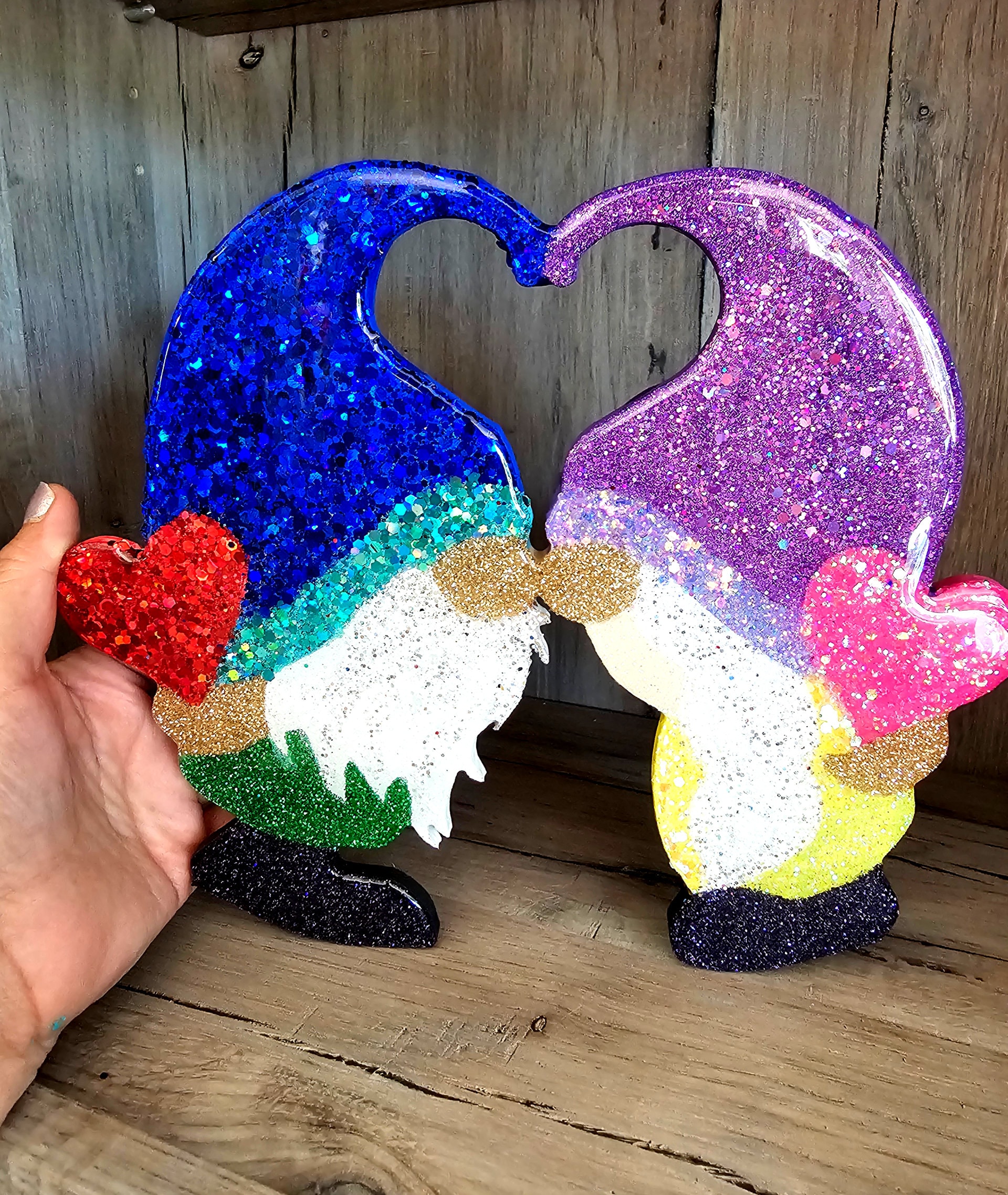 Kissing Knomes Glittery Wall Art With Epoxy Resin Finishing, Knome ...