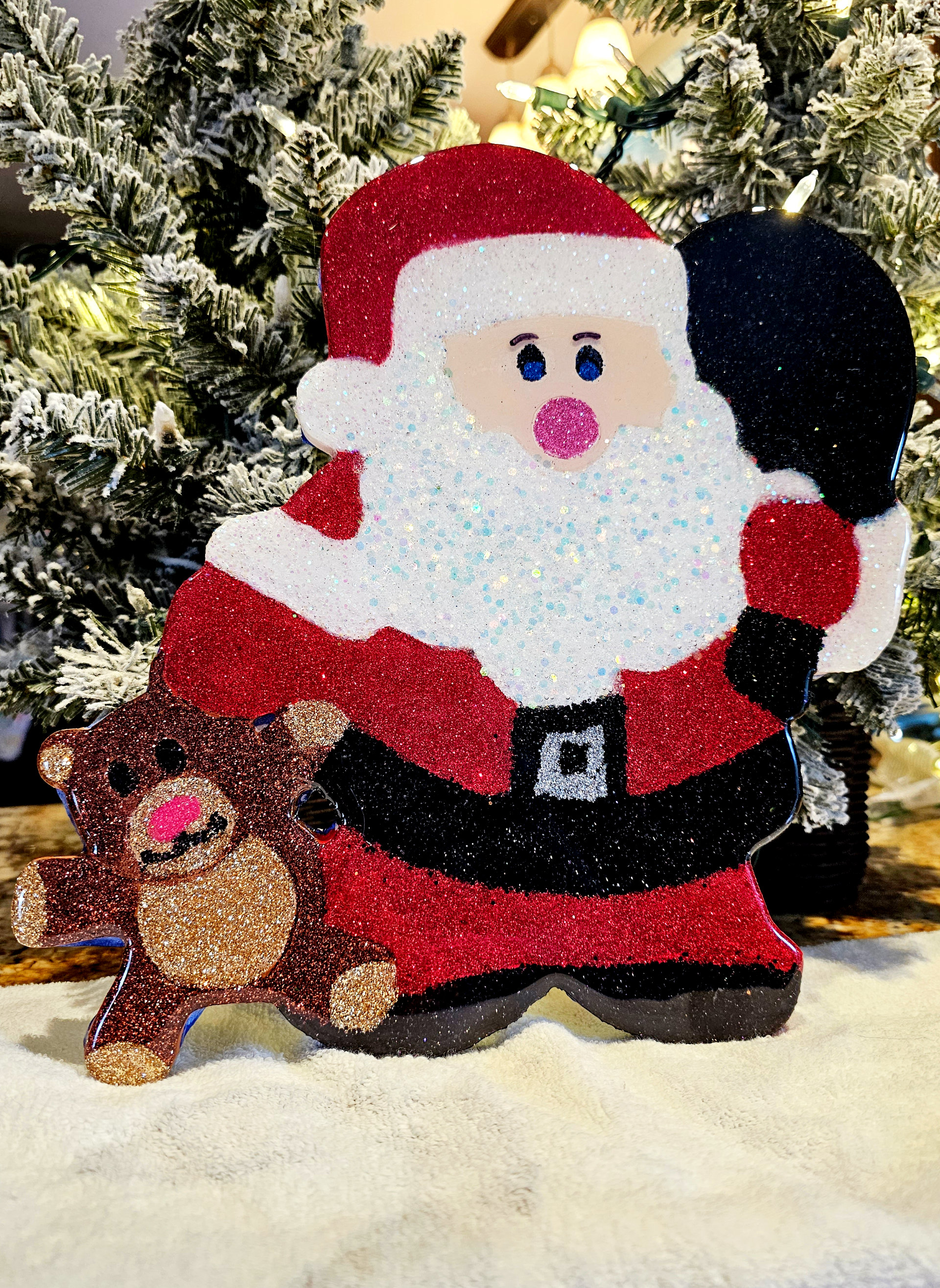 Sparkly Resin Santa With Epoxy Resin Finish, Santa Claus Decor, Santa ...