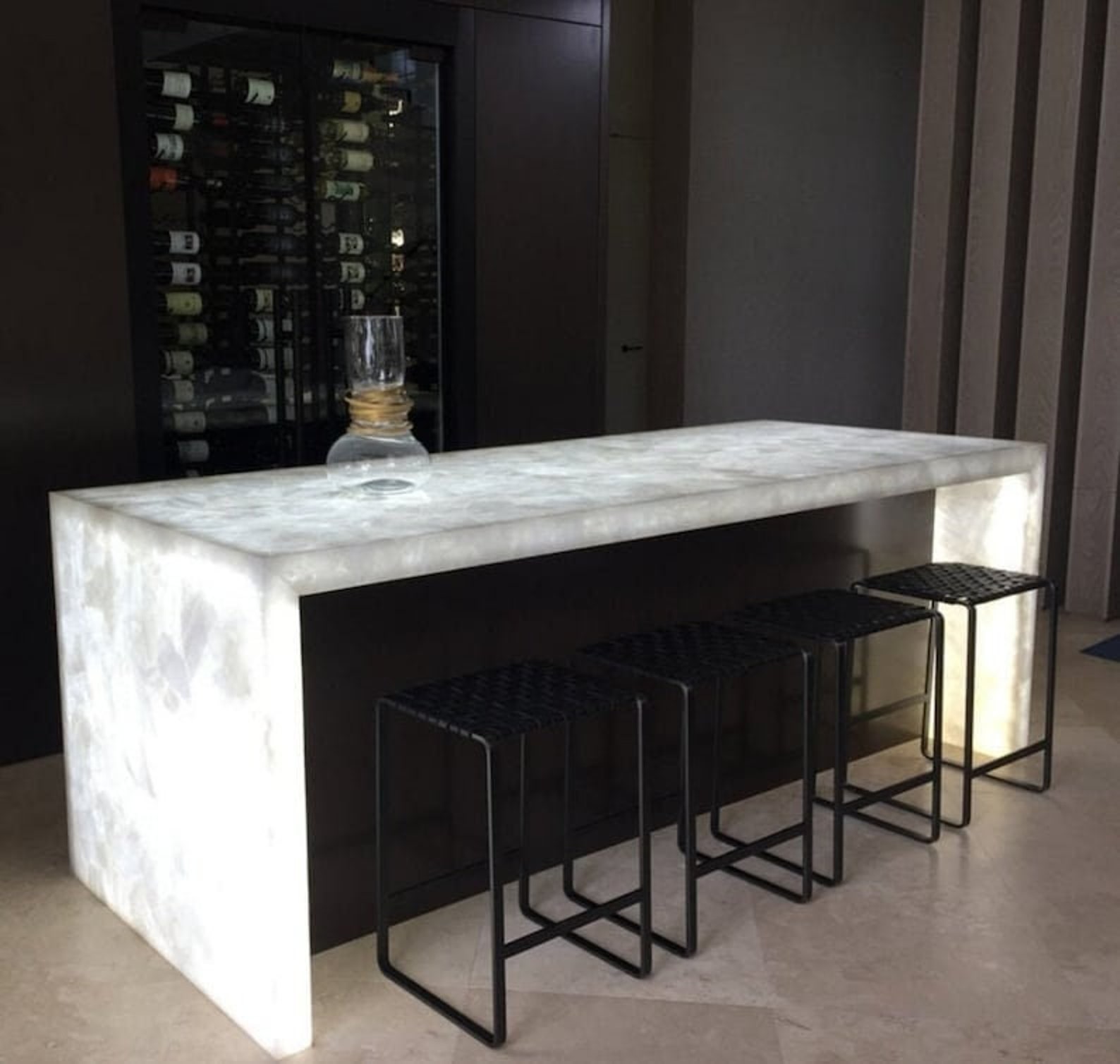 White Quartz Kitchen & Bar Counter Top, Onyx Dining Table, Bathroom Top ...