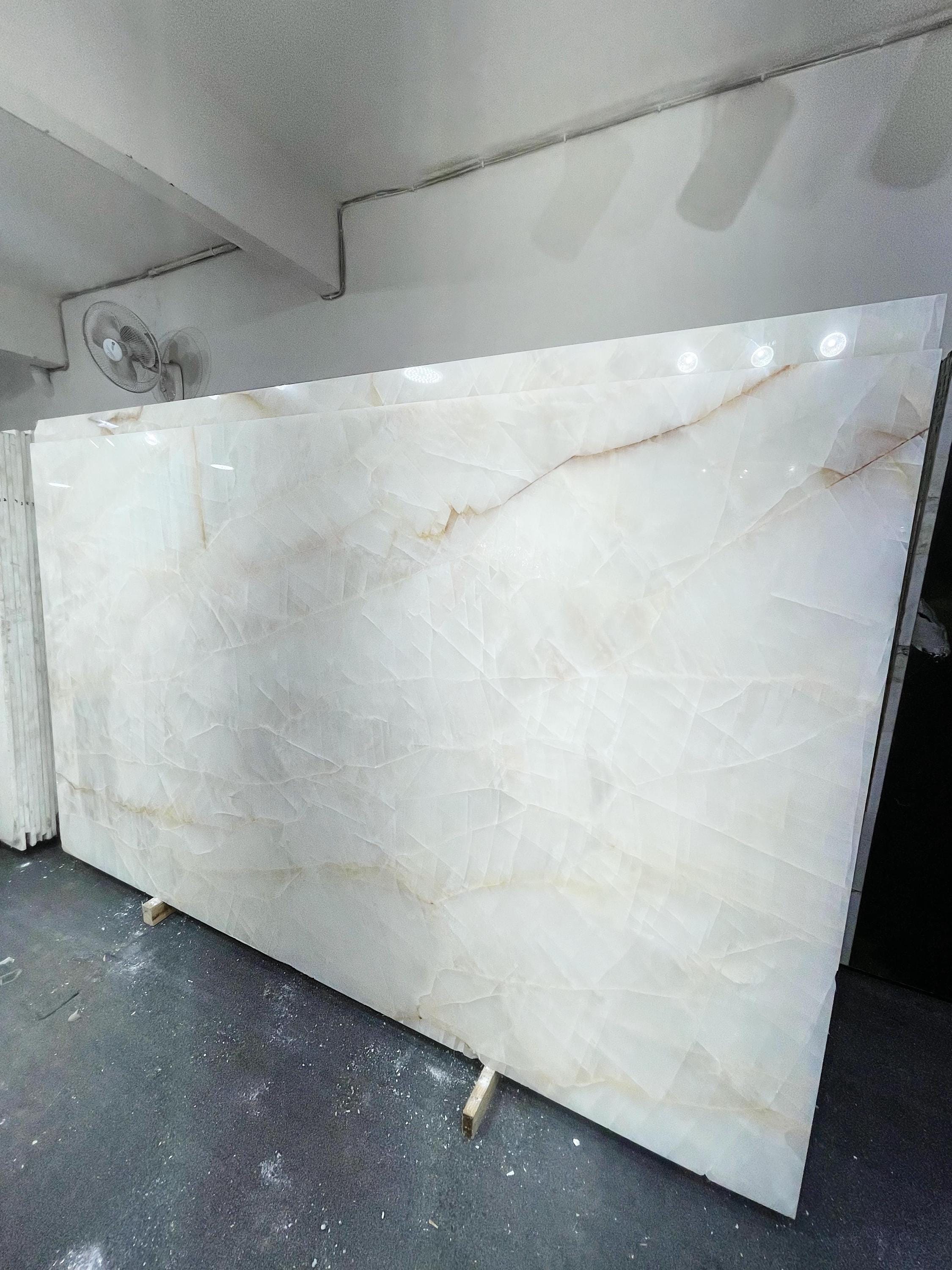 Shelly Onyx Slabe, Kitchen Island & Bar Counter Top, Dining Table ...