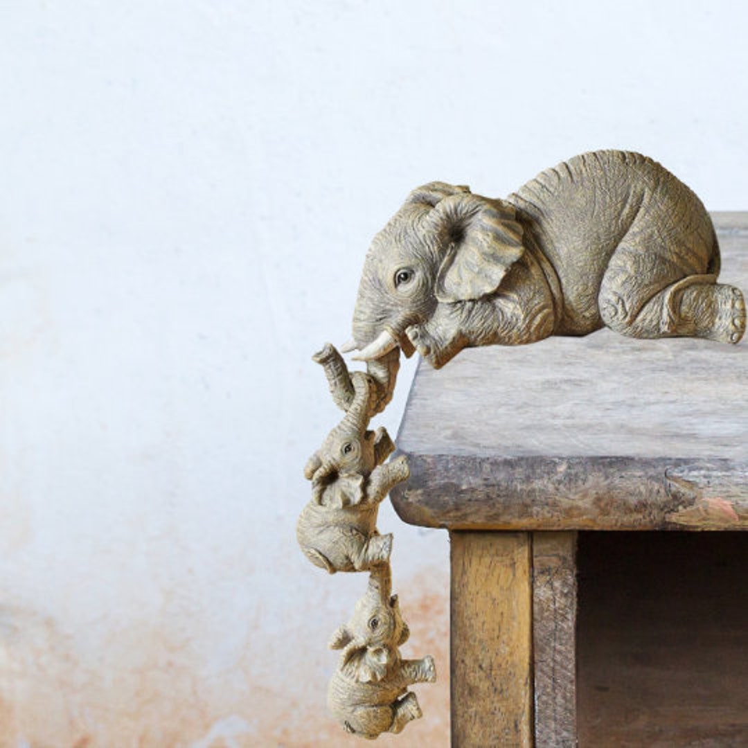 Resin Craft Elephants Elephant Desktop Decoration Resin Ornament Small ...