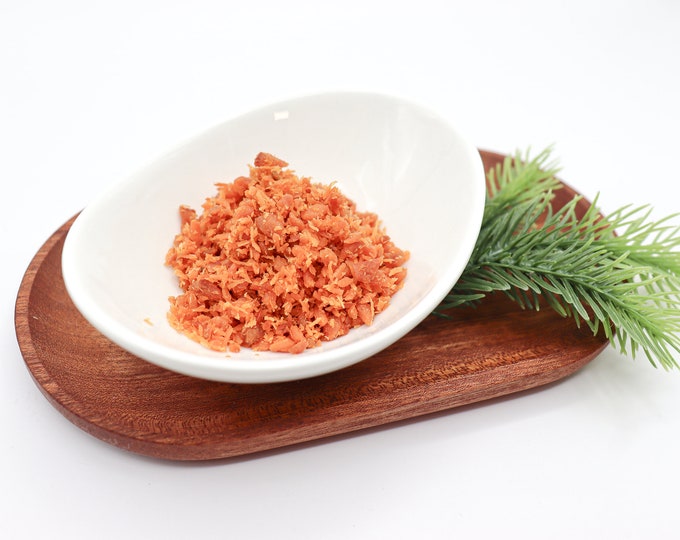 Dehydrated Salmon TOPPER With Skin for Dogs | Healthy Dog Treats ...