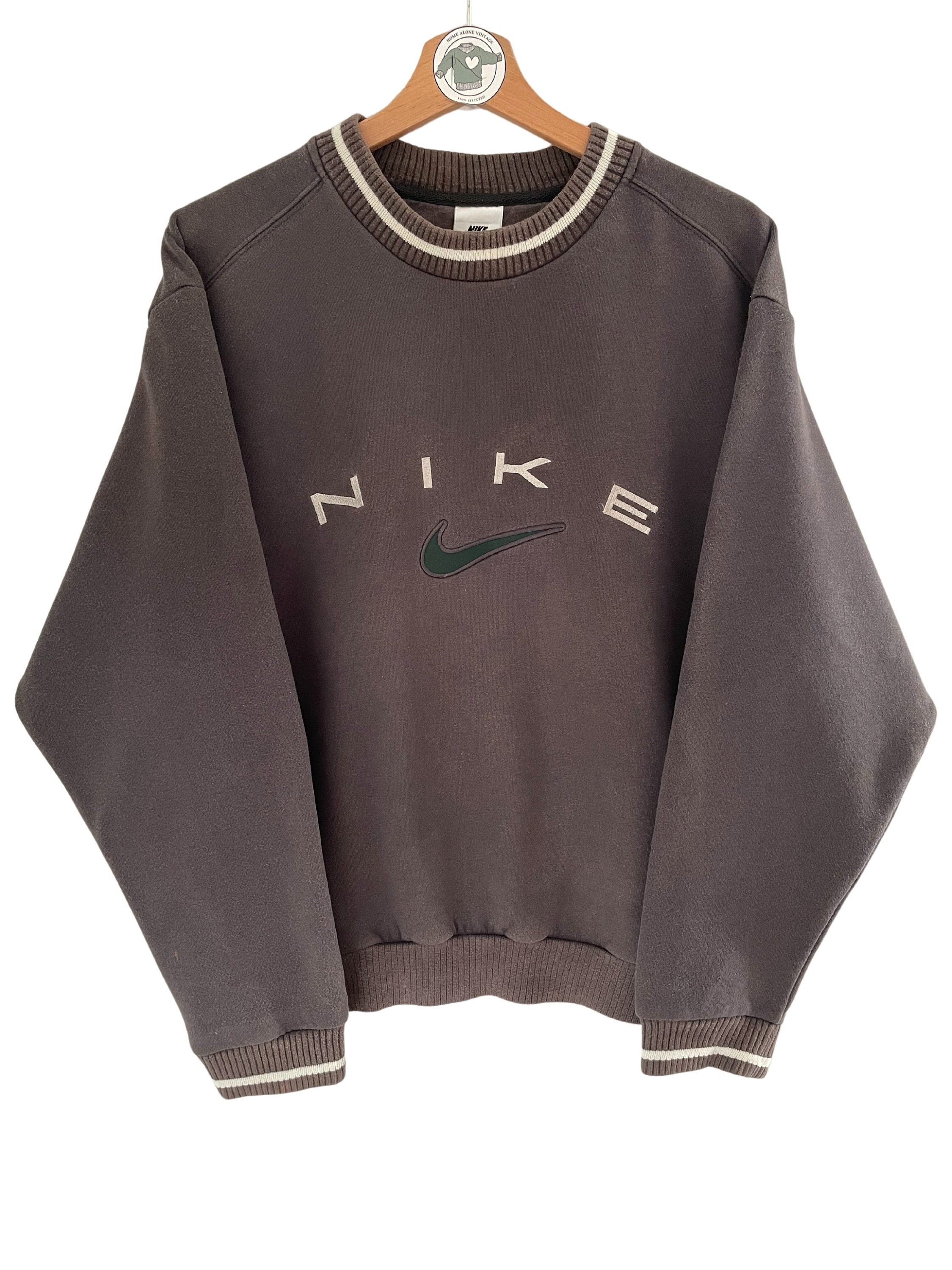 Nike Vintage Sweater Size S-M Sweatshirt Pullover Best Nike Vintage Sweater Size S-M Sweatshirt Pullover Best