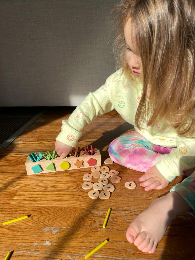 Montessori Math Toy Montessori Math Manipulatives for Kids With 81 ...