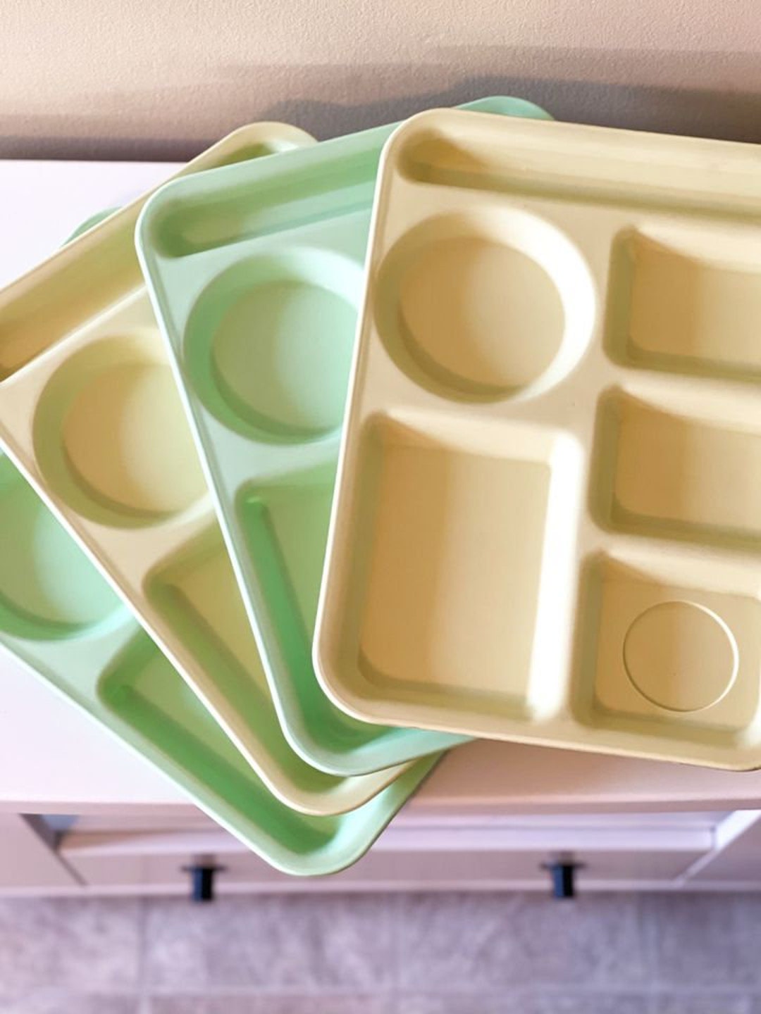 Vintage Lot of 4 Melamine Cafeteria Meal Lunch Divided Cabarets TV ...