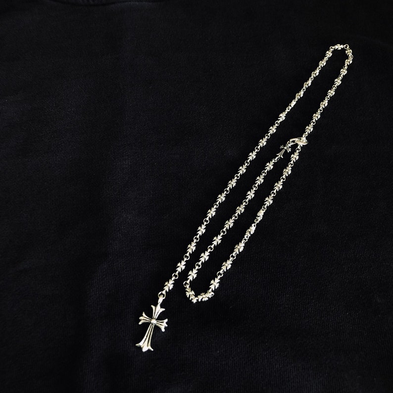 Y2K Grunge Goth Chrome, Silver Flower Cross, Punk Necklace, Cross ...