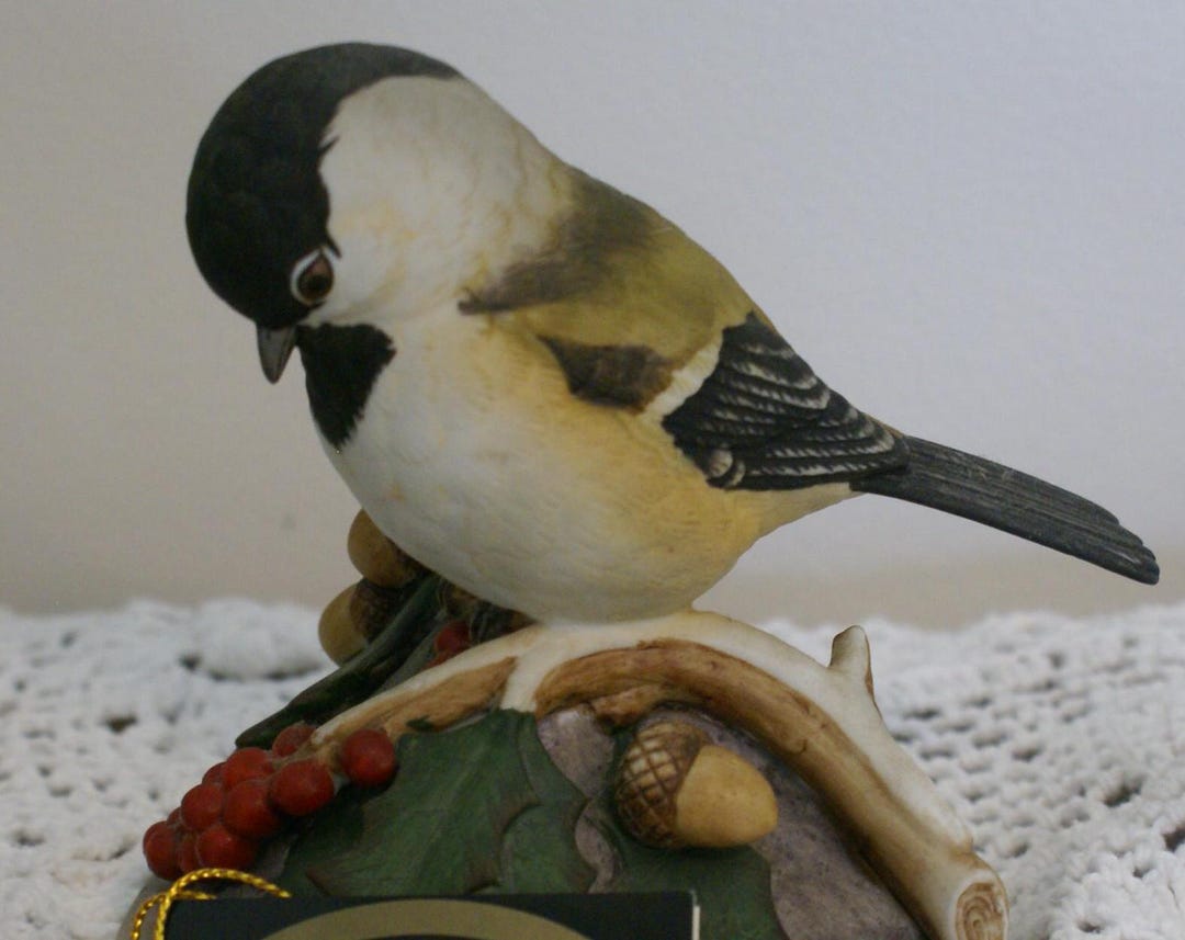 Chickadee Porcelain Figurine Collectible 1994 Andrea by Sadek Japan ...