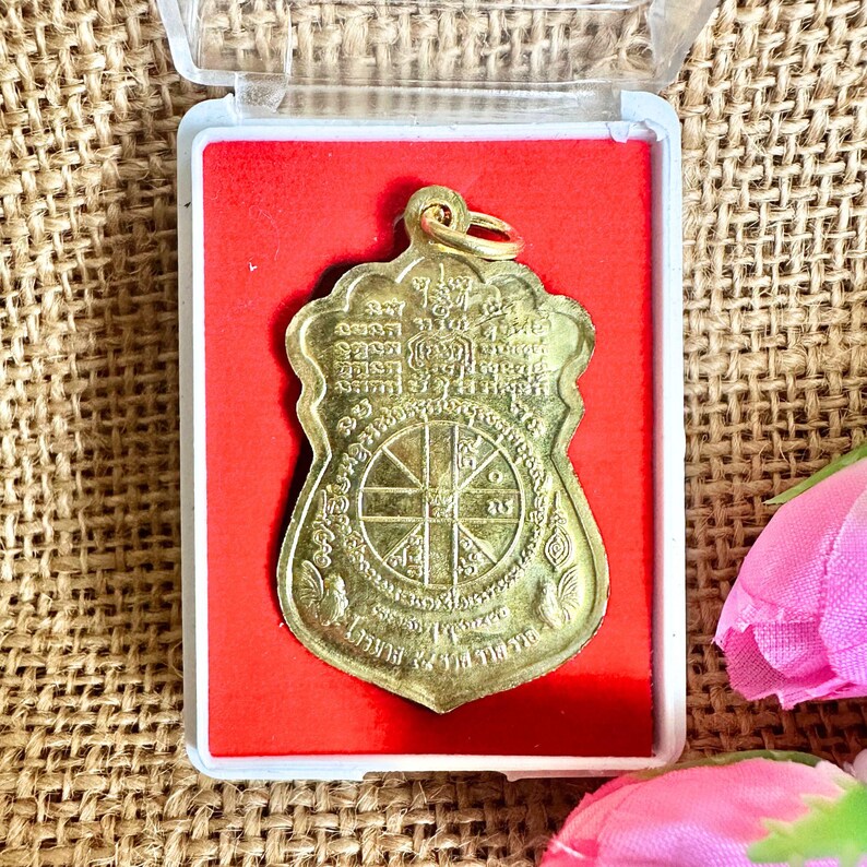 Luang Por Ruay Thai Amulets, Thai Magic Amulet, Thai Buddha Amulets,thai Amulet Pendant,thai ...