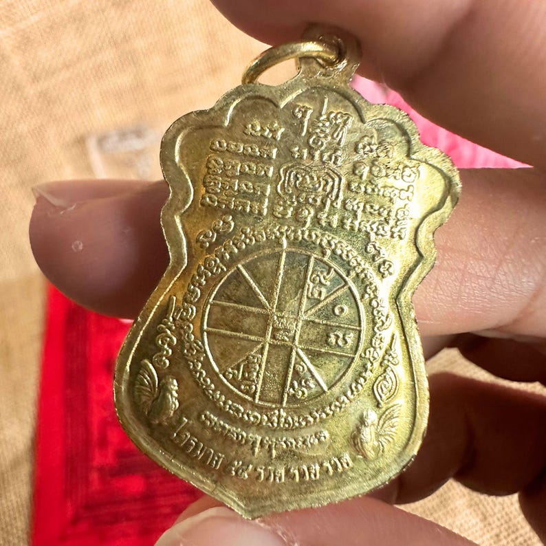 Luang Por Ruay Thai Amulets, Thai Magic Amulet, Thai Buddha Amulets ...