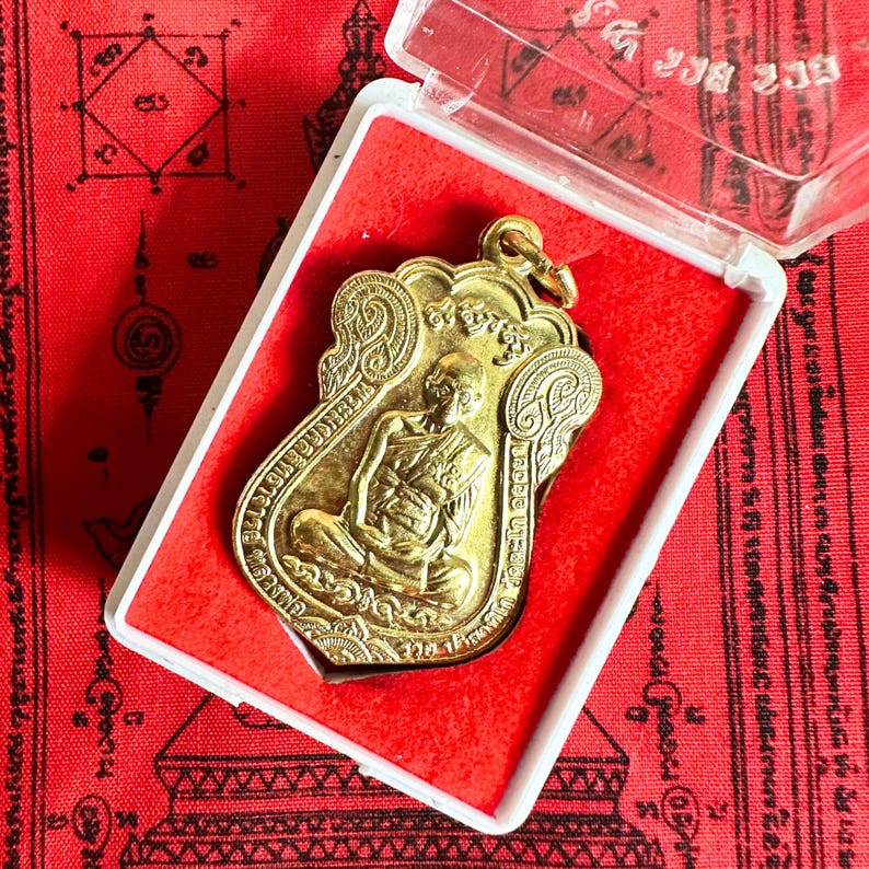 Luang Por Ruay Thai Amulets, Thai Magic Amulet, Thai Buddha Amulets,thai Amulet Pendant,thai ...