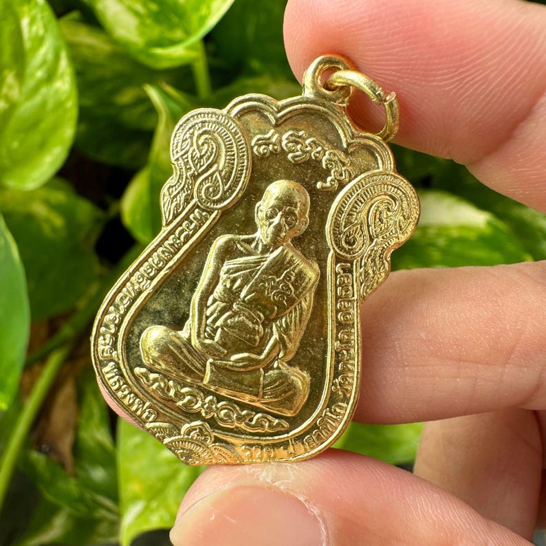 Luang Por Ruay Thai Amulets, Thai Magic Amulet, Thai Buddha Amulets ...