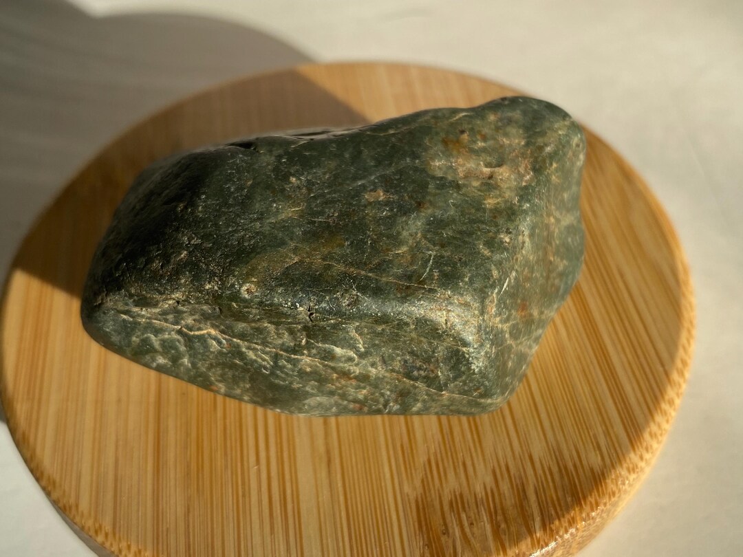 Raw Teanaway Nephrite Jade Natural Palm Stone - Etsy