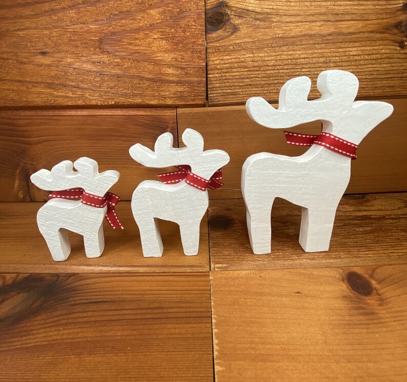 Hand Painted Wood Reindeer: Farmhouse Tiered Shelf Sitter - Etsy