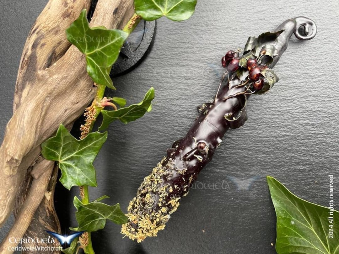 Ceridwela CURSE & HEX BREAKING™ Witch Bleeding Candle, Ritual Tool ...