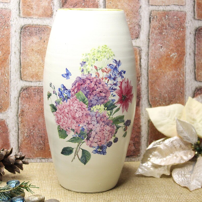 Handmade Ceramic Vase: Hydrangea Bouquet Print, 10in Decorative Pottery ...
