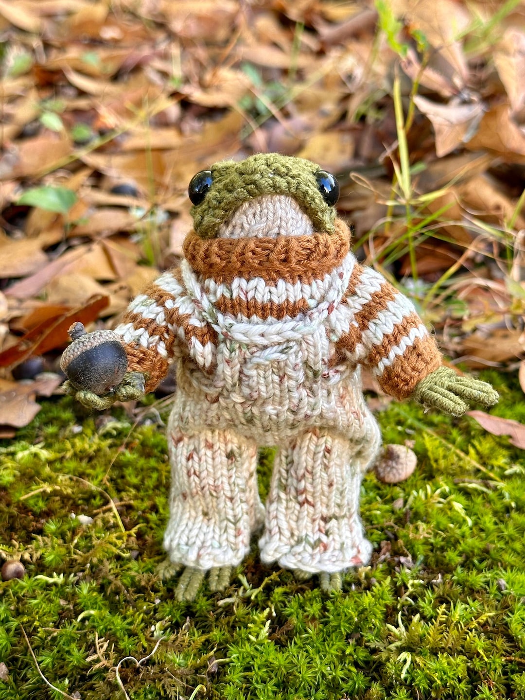 Custom Knitted Frog - Etsy