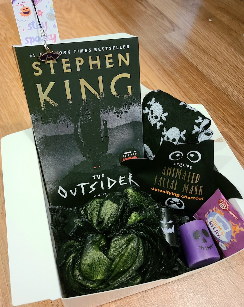 Halloween Book Box - Etsy