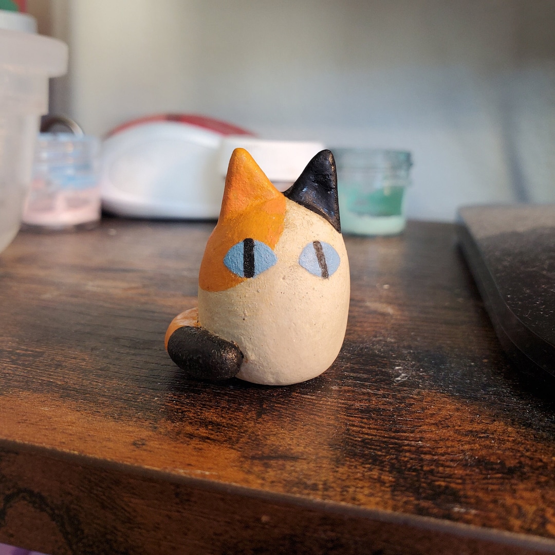Ceramic Calico Cat Figurine - Etsy
