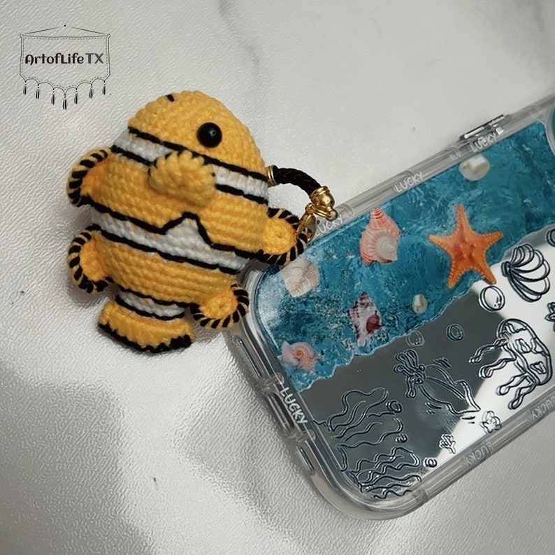 Clownfish Purse Bag Charms, Crocheted Keyrings, Anemonefish Pendant ...