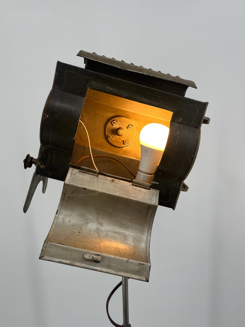 Old Hollywood Hi-lite Spotlight by W. Beattie, Los Angeles (1910-1920 ...