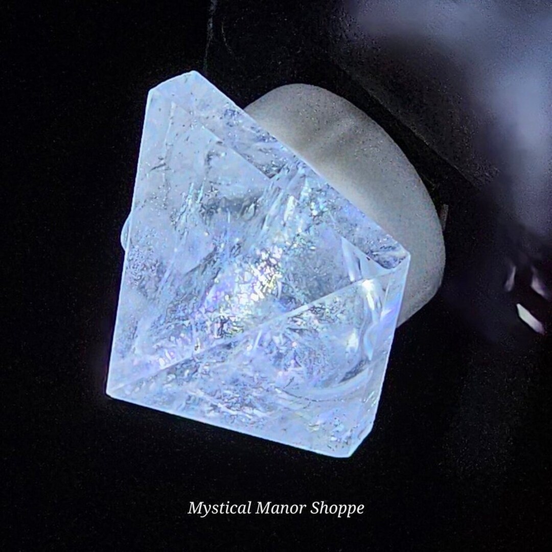 Clear Quartz Pyramid Quartz USB Night Light Handcrafted. Gift for Her ...