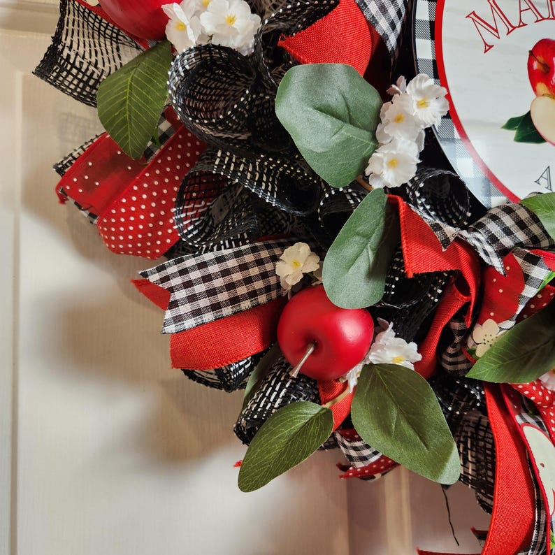 Farmer's Market Apples Wreath, Fall Wreath, Wall Decor, Door Decor ...