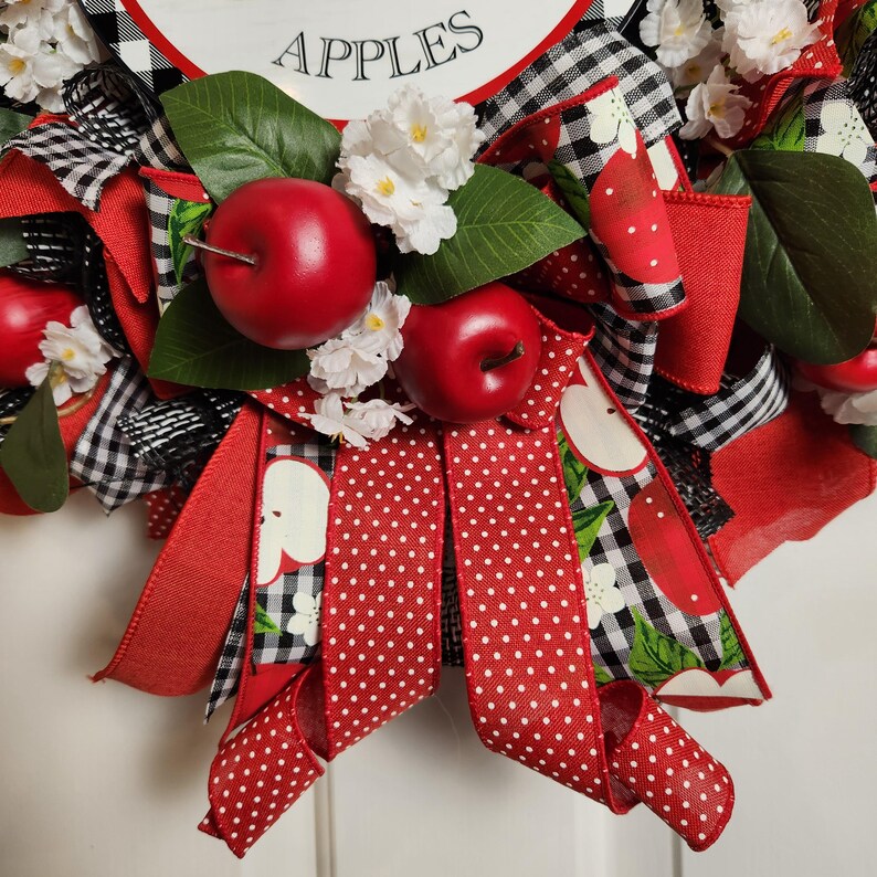 Farmer's Market Apples Wreath, Fall Wreath, Wall Decor, Door Decor ...