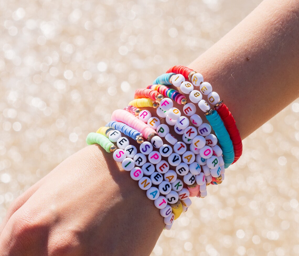 Taylor Swift Friendship Bracelets - Mix of Album, Taylor Inspired ...