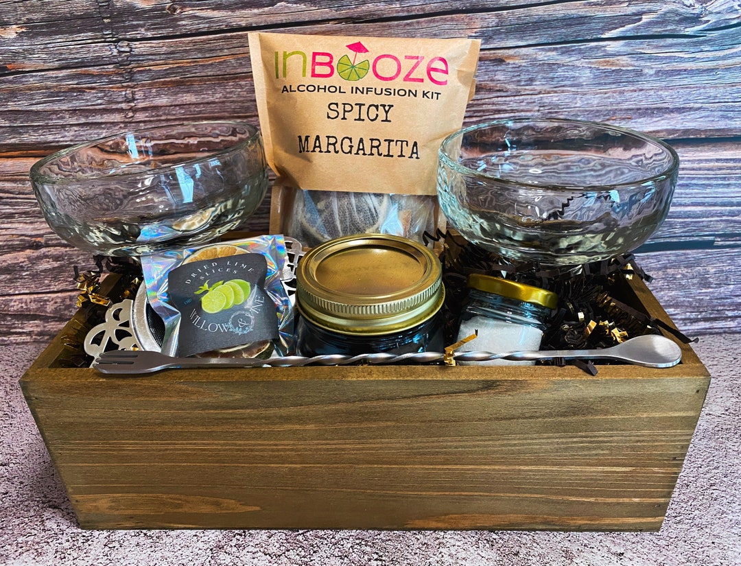 Cocktail & Dreams Infusion Basket || Craft Cocktail Gift Basket ...
