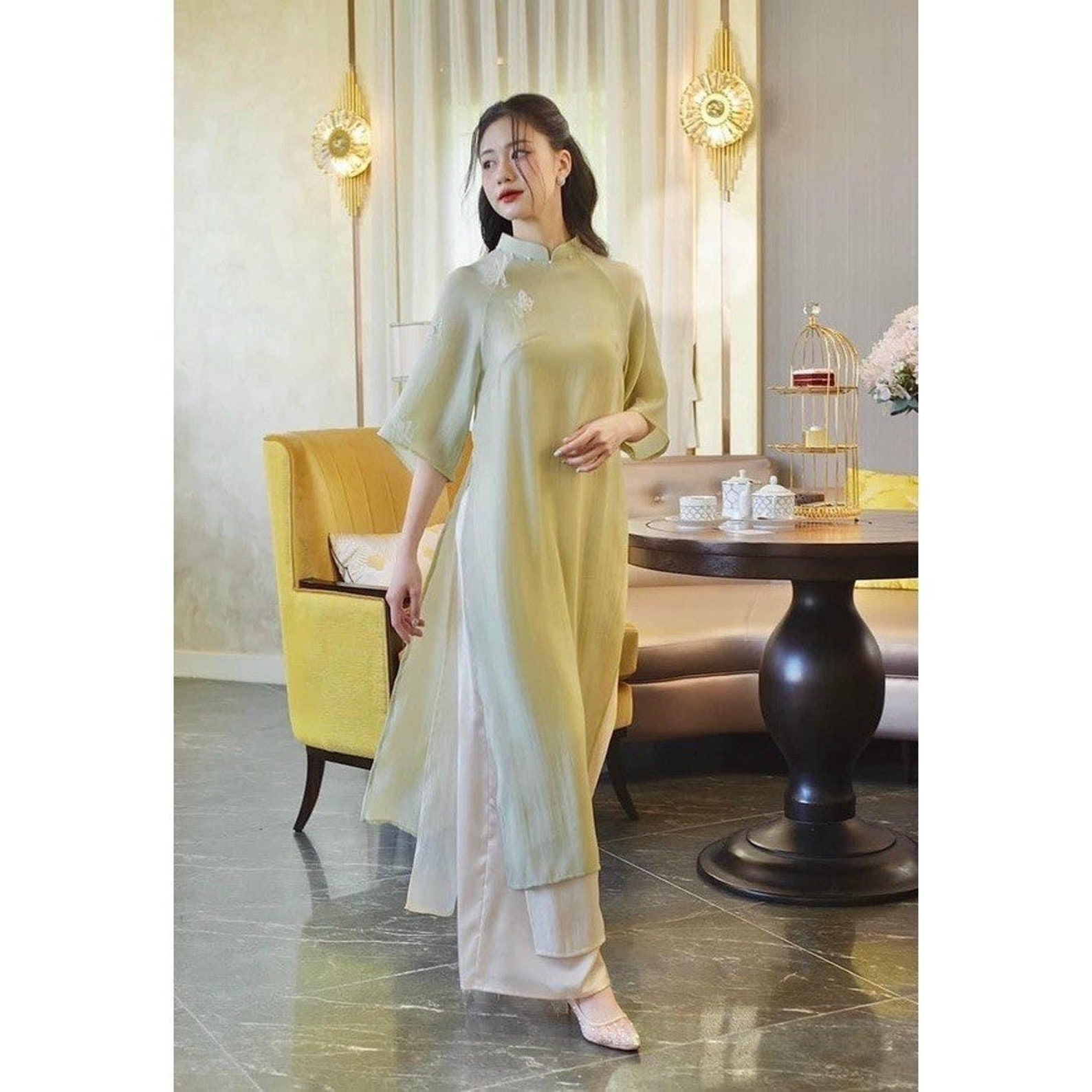 Vietnamese Traditional Ao Dai for Women - Innovative Ao Dai - Women's Ao Dai, Beautiful Women's ...