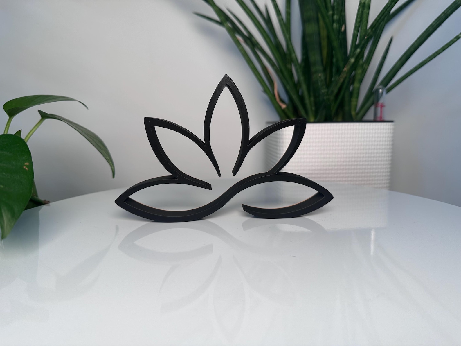 Lotus Flower Line Art - Lotus Flower as an Elegant Decoration for ...
